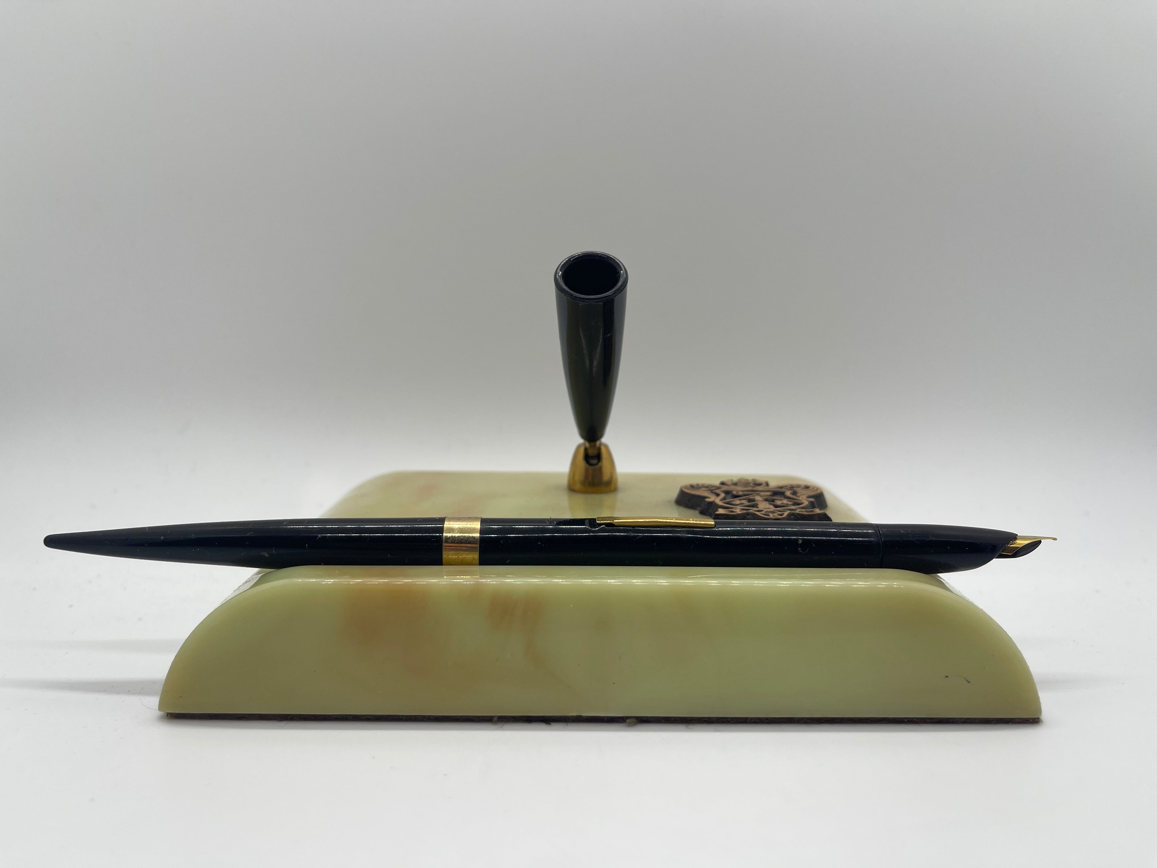 Chatham Desk Pen and Holder – PenAndPad